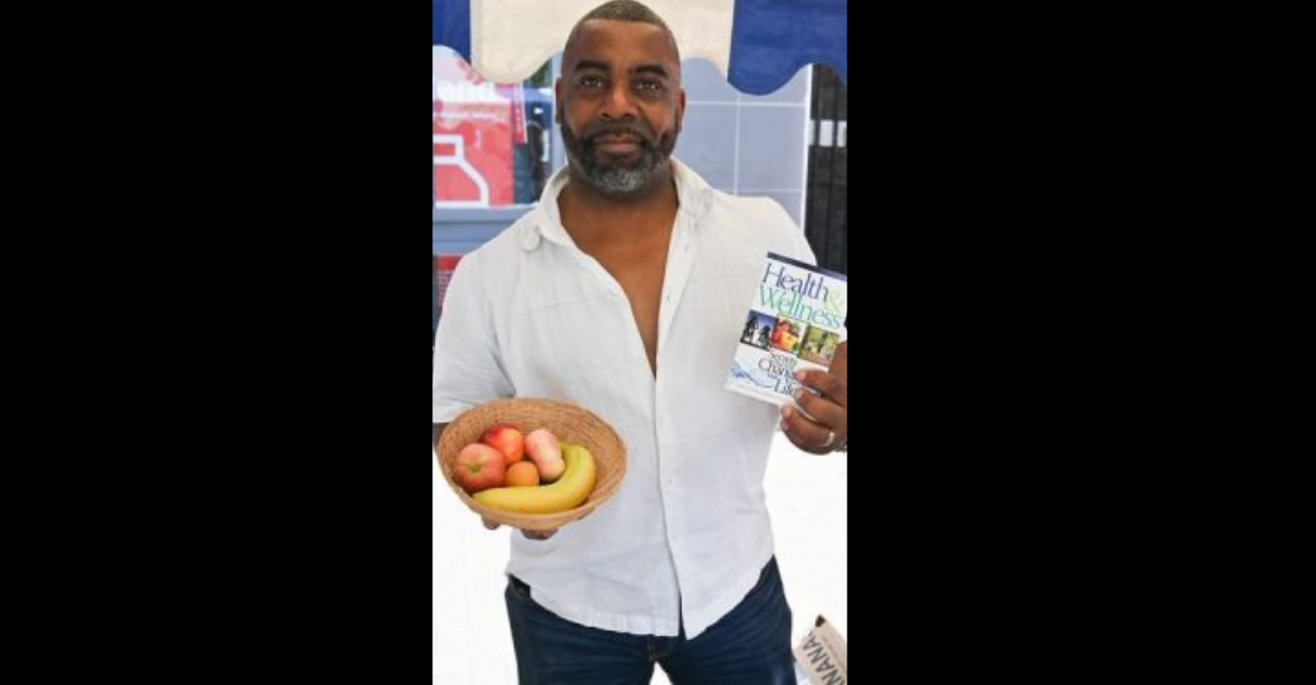 From Boxer to Artist. Max Wallace's inspirational journey. - Nu Origins ...